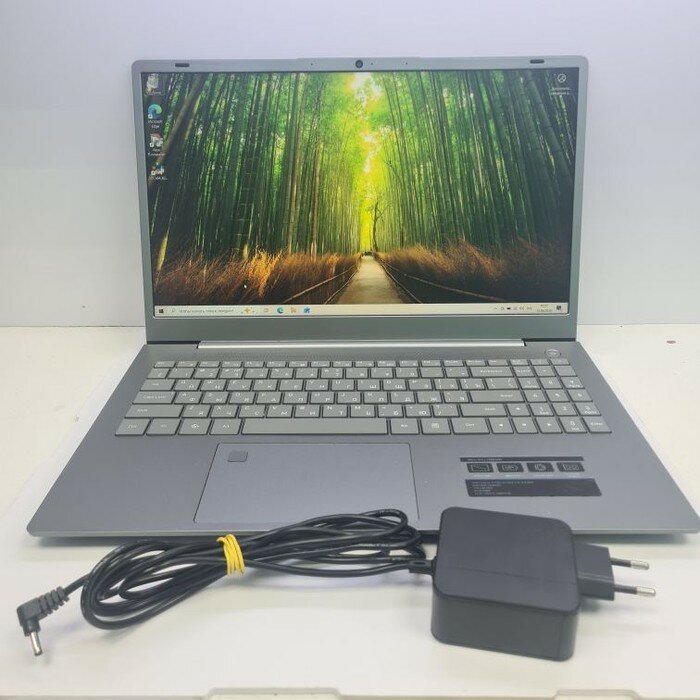 Ноутбук DEXP atlas a15-i3w400
