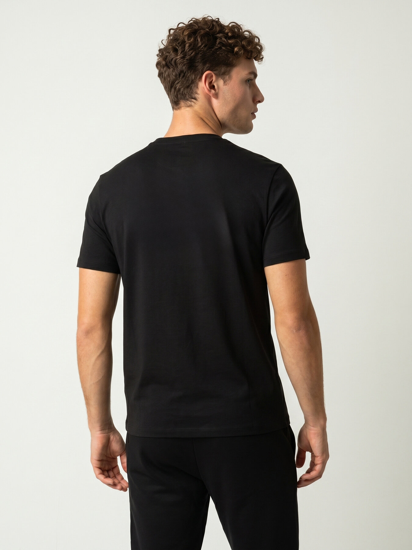 Футболка Armani Exchange, размер XL — фото 1