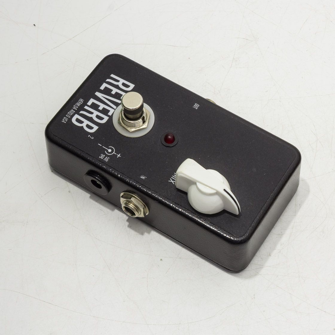 Hermida Audio Reverb 2 - педаль эффектов (Дисконтный товар. Возможны мелкие царапины и потёртости на корпусе) — фото 1