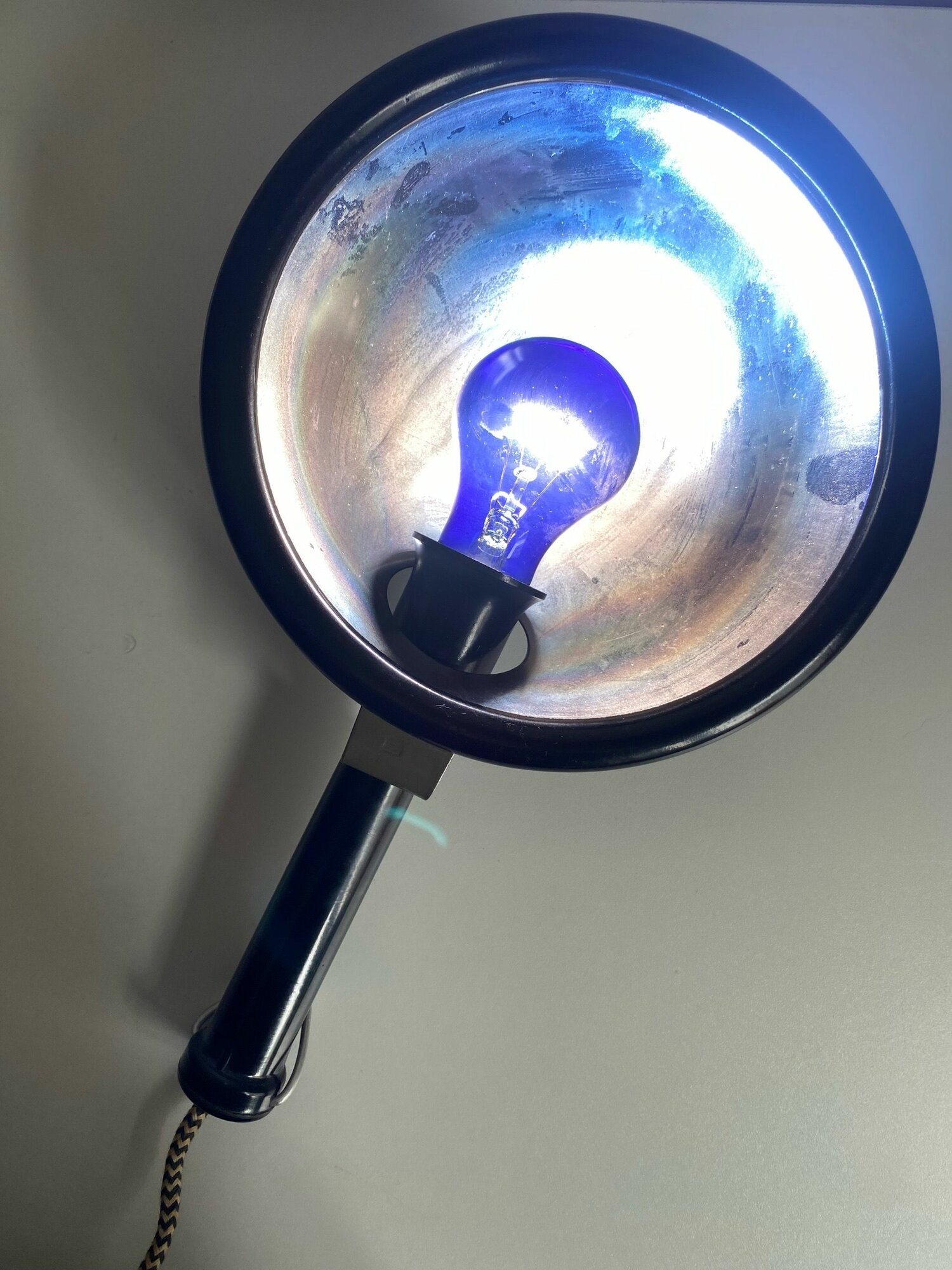 Рефлектор медицинский "Минина" синяя лампа. Карболит. СССР. Рабочая! Винтаж!