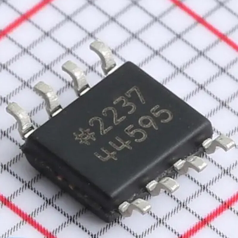 ADM3077EARZ SOIC-8 трансиверы — фото 1