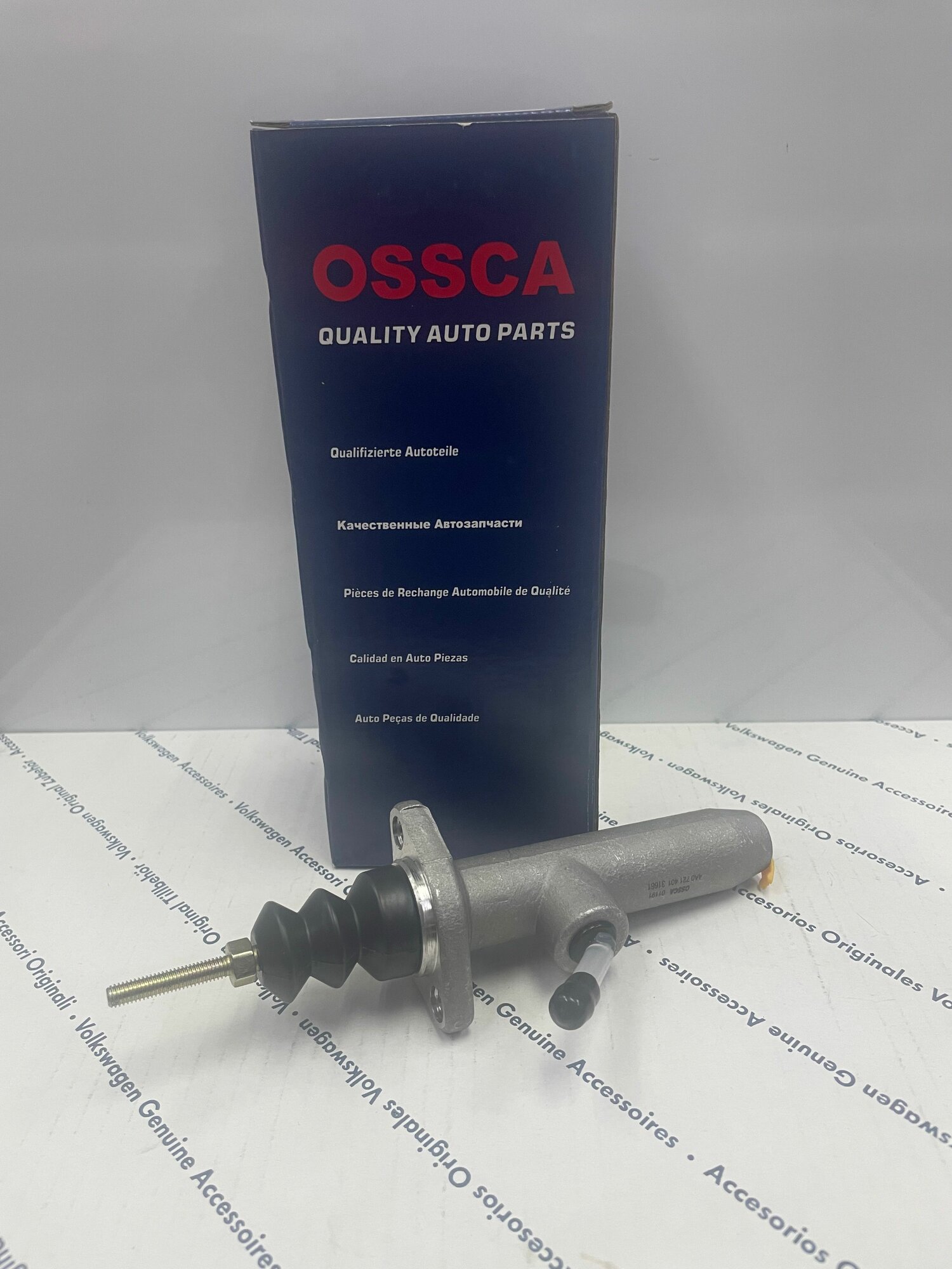 Цилиндр сцепления главный OSSCA 01191 D19.05mm для AUDI 100/A6/V8