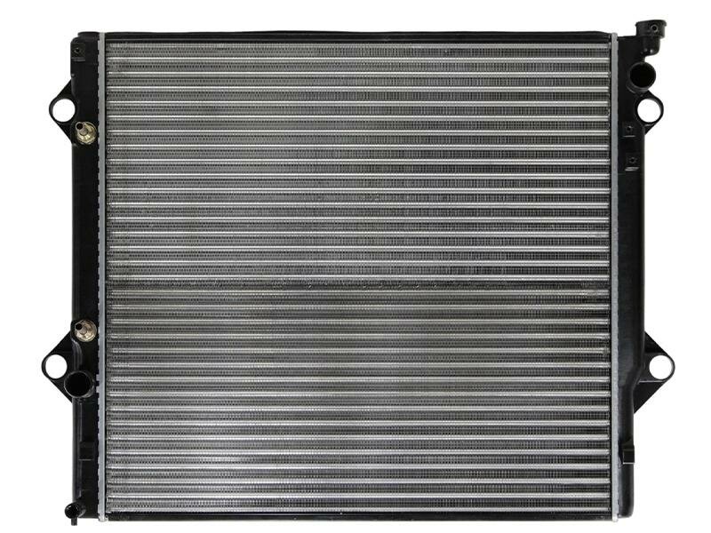 Радиатор SAT ST-01-0029 Toyota Land Cruiser Prado J120, J150 02-20 / 4Runner 02-09