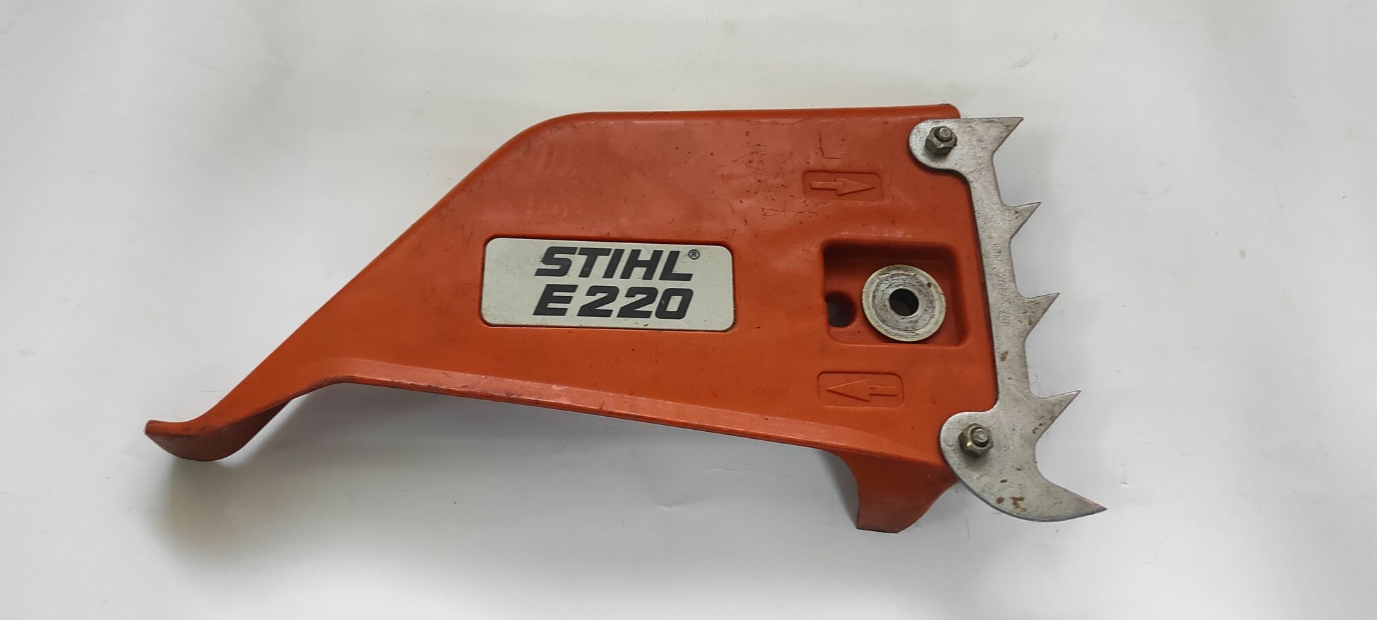Крышка цепной звездочки Stihl MSE 220 12076480405