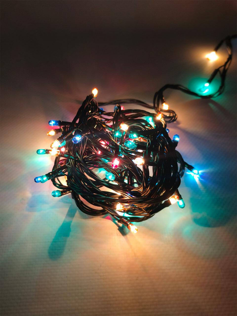 Гирлянда новогодняя электрическая 140 LED, 8 режимов, разноцветный принт, "экон"