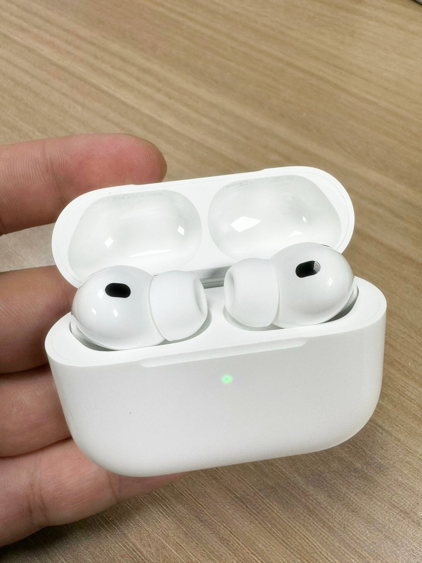 Наушники беспроводные Apple AirPods Pro 3, MagSafe Charging Case USB-C