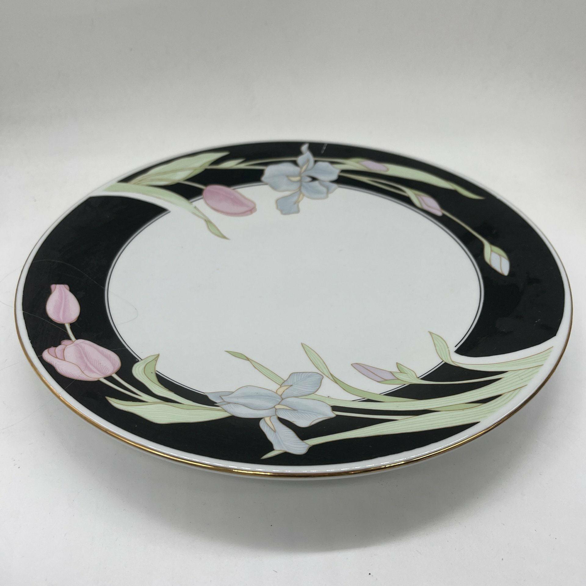 Блюдо круглой формы c растительным декором Fairfield Fine China VANESSA YUNG SHEN, фарфор, деколь