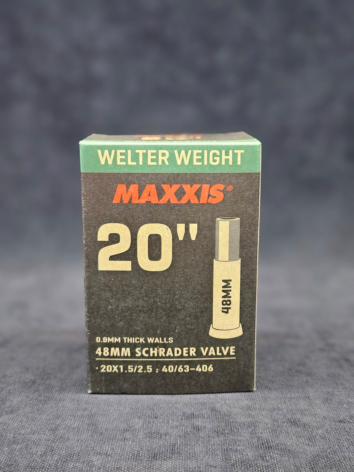 Камера велосипедная Maxxis WelterWeight, 20x1.5/2.5", 48 мм, тип ниппеля - schrader (автомобильный)