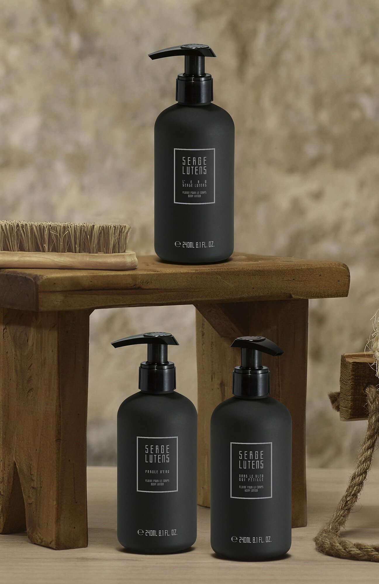 Увлажняющий лосьон для тела Parole D'eau (240ml) Serge Lutens