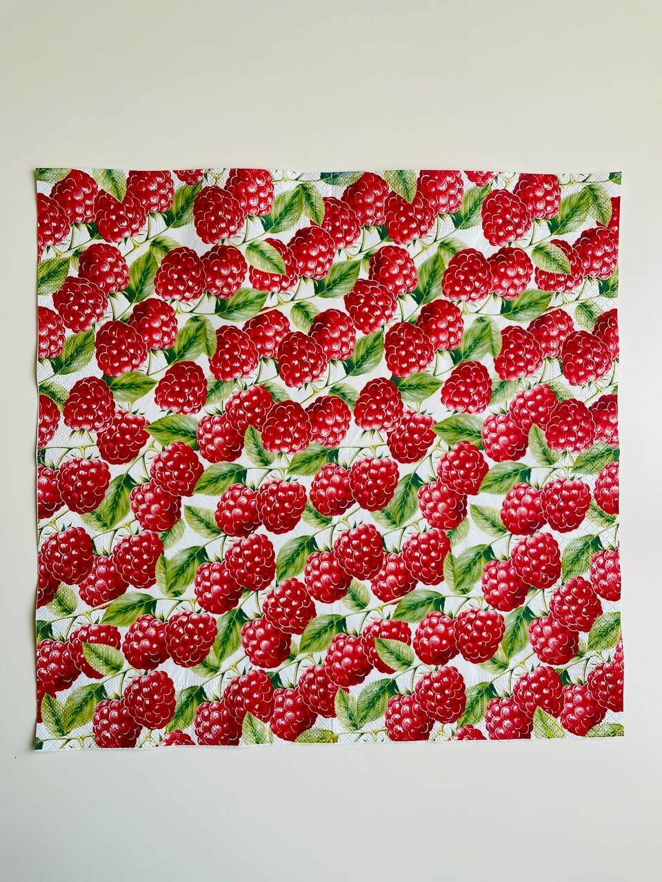 Набор салфеток для декупажа Лилия "Цветы", бумажные, 33x33 см — фото 1
