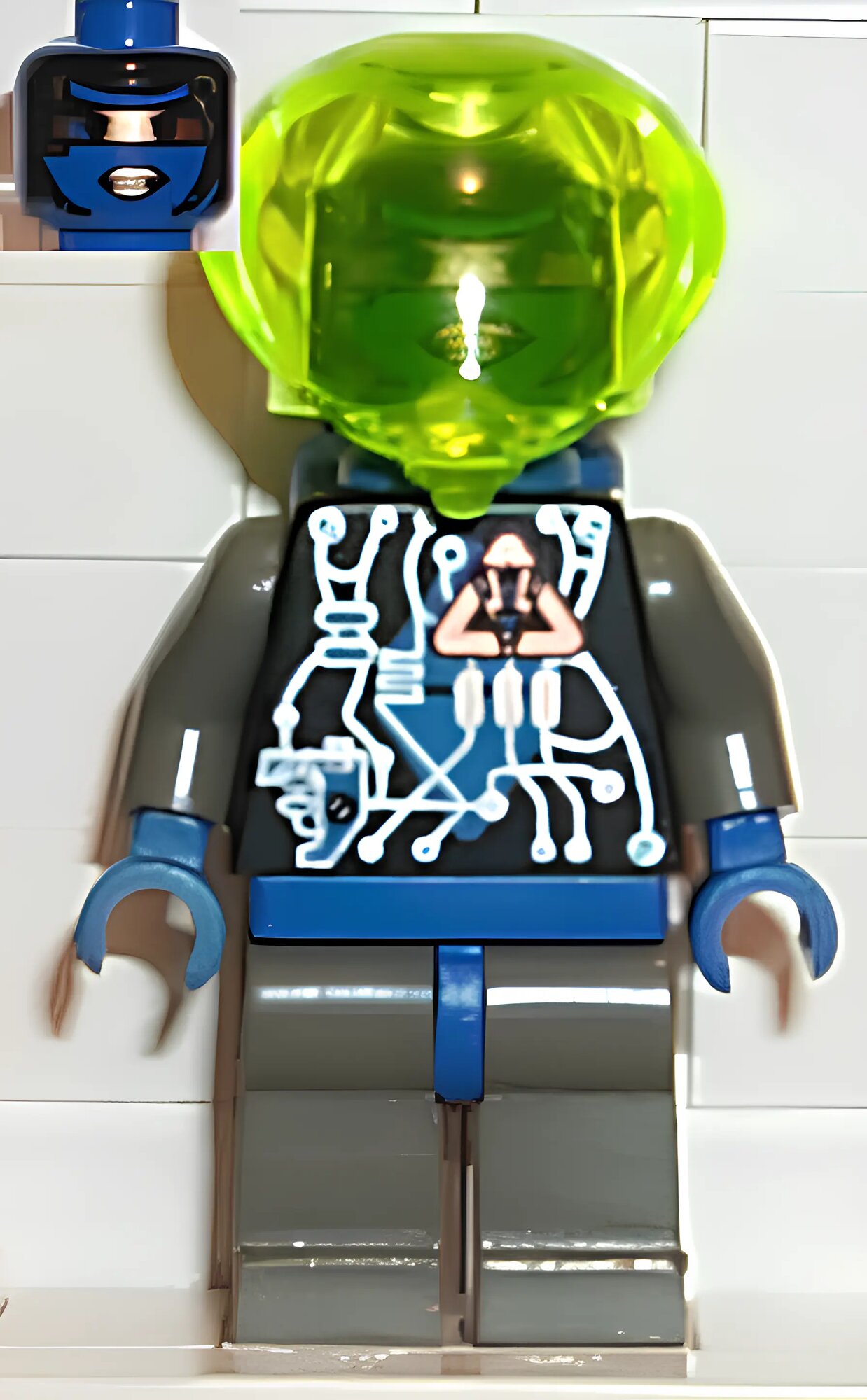 Минифигурка Lego Classic Space Insectoids Zotaxian Alien - Female sp022 U