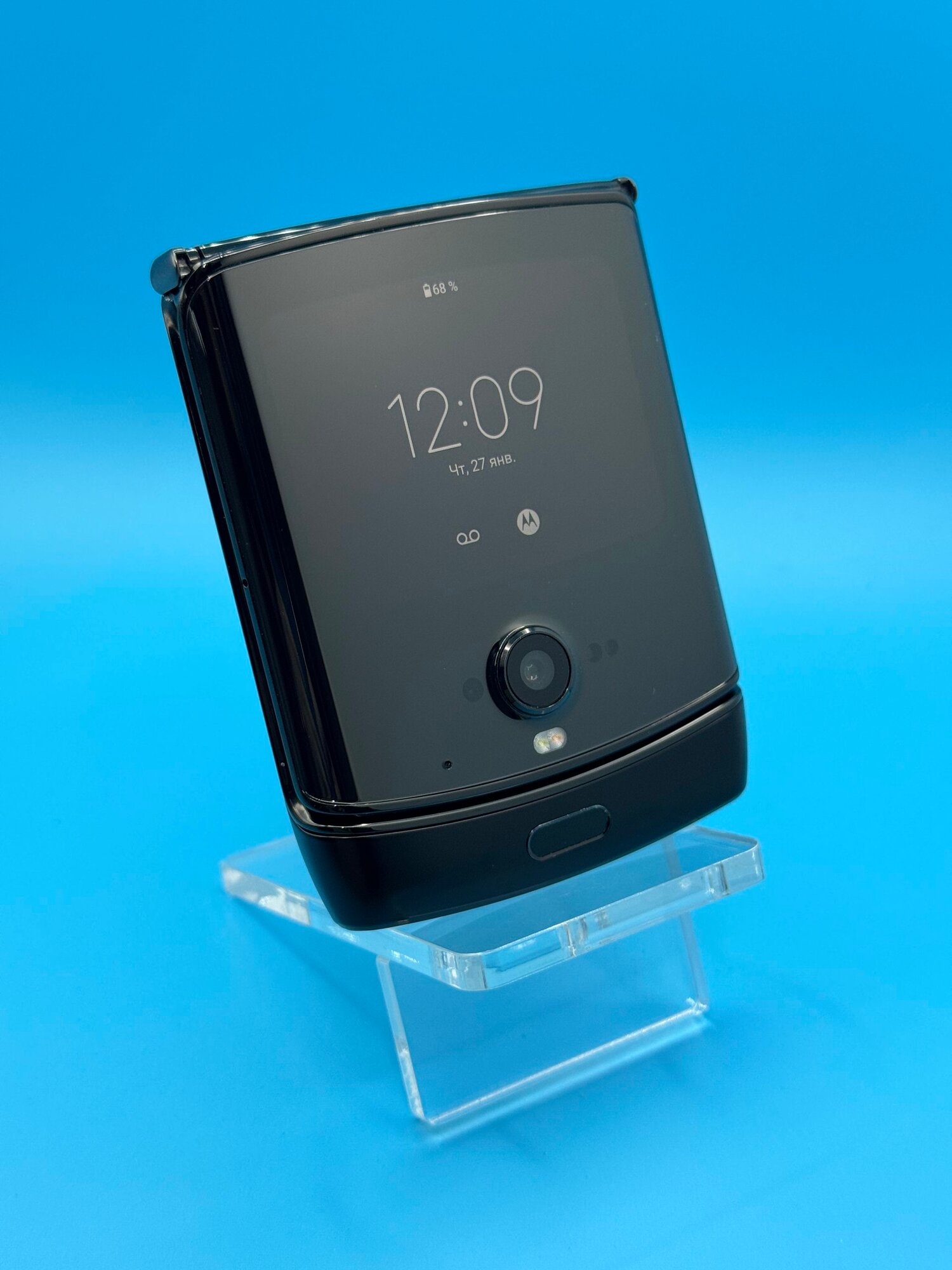 Смартфон Motorola RAZR (2019)