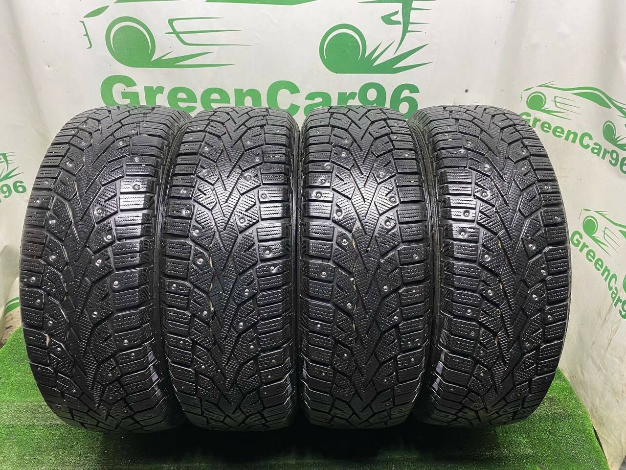 Комплект (4 шт) зимних БУ шин Gislaved NordFrost 100 225/60 R18 20% износ HQE620076
