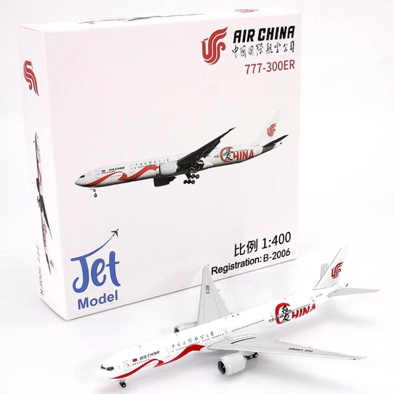 Модель самолета HYINUO Boeing 777-300ER B-2006 1:400