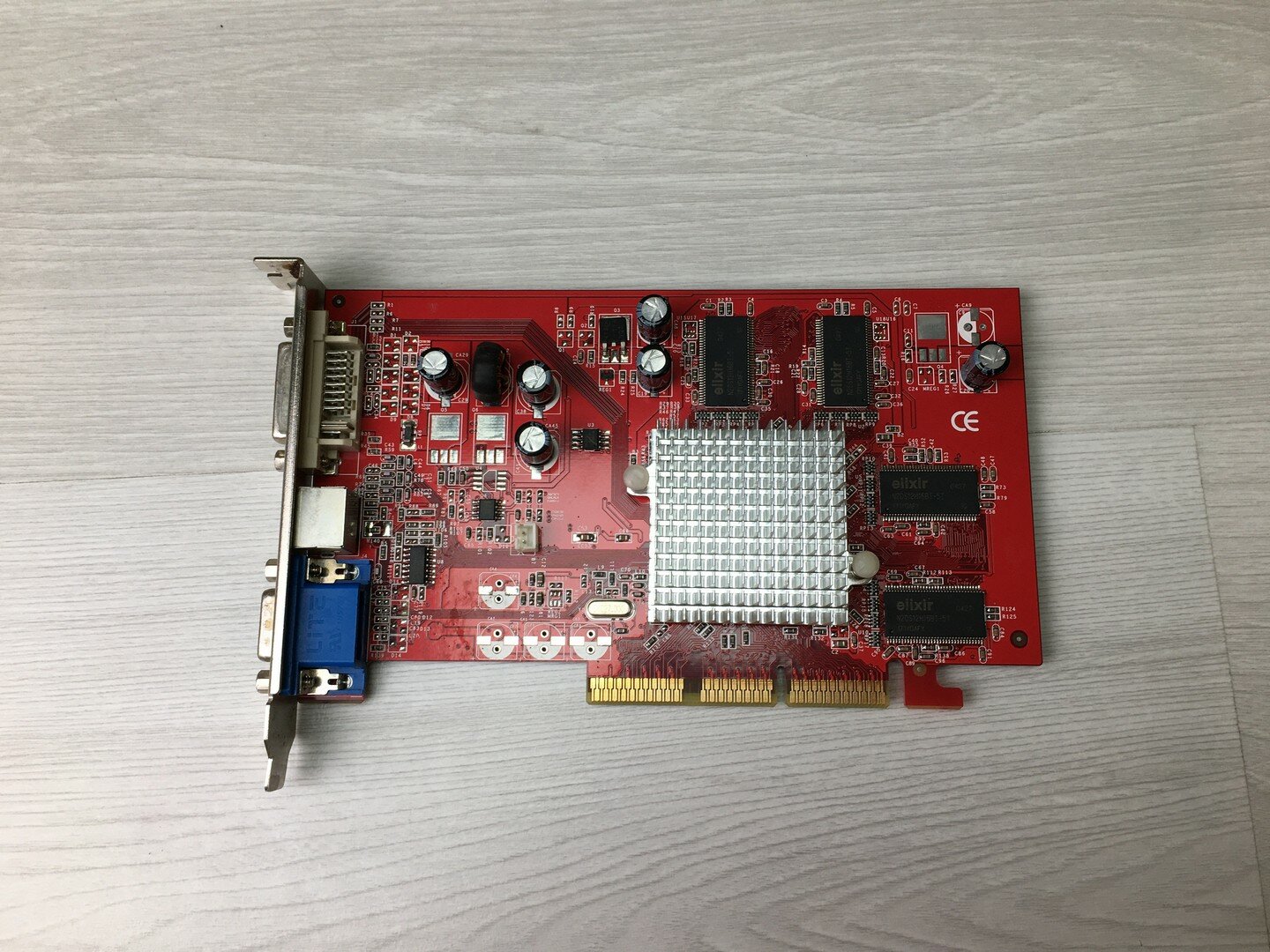 Видеокарта ATI Radeon 9550 128Mb Palit AGP