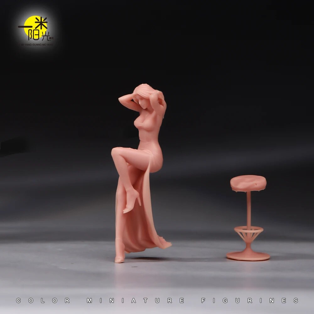 Фигурки женщин в платьях MAK 1/64 1/43 1/24 1/18