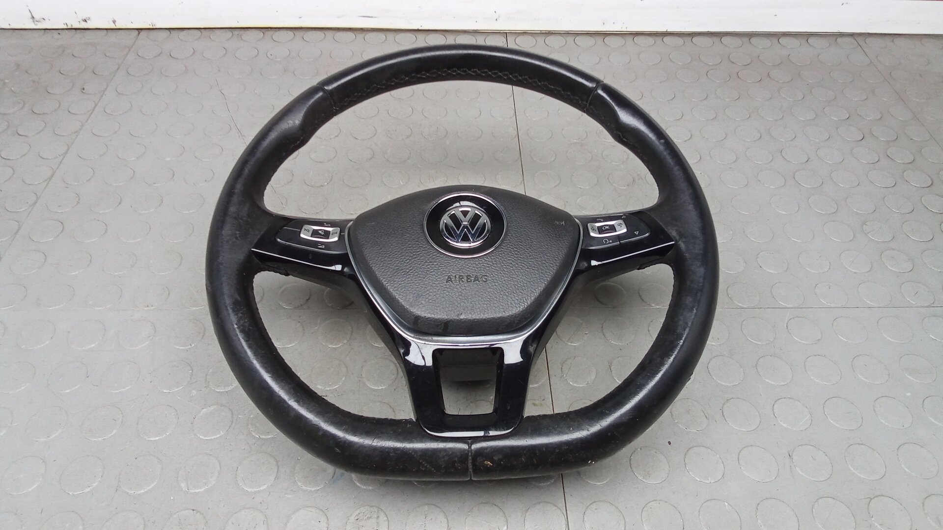 Руль VOLKSWAGEN PASSAT B8