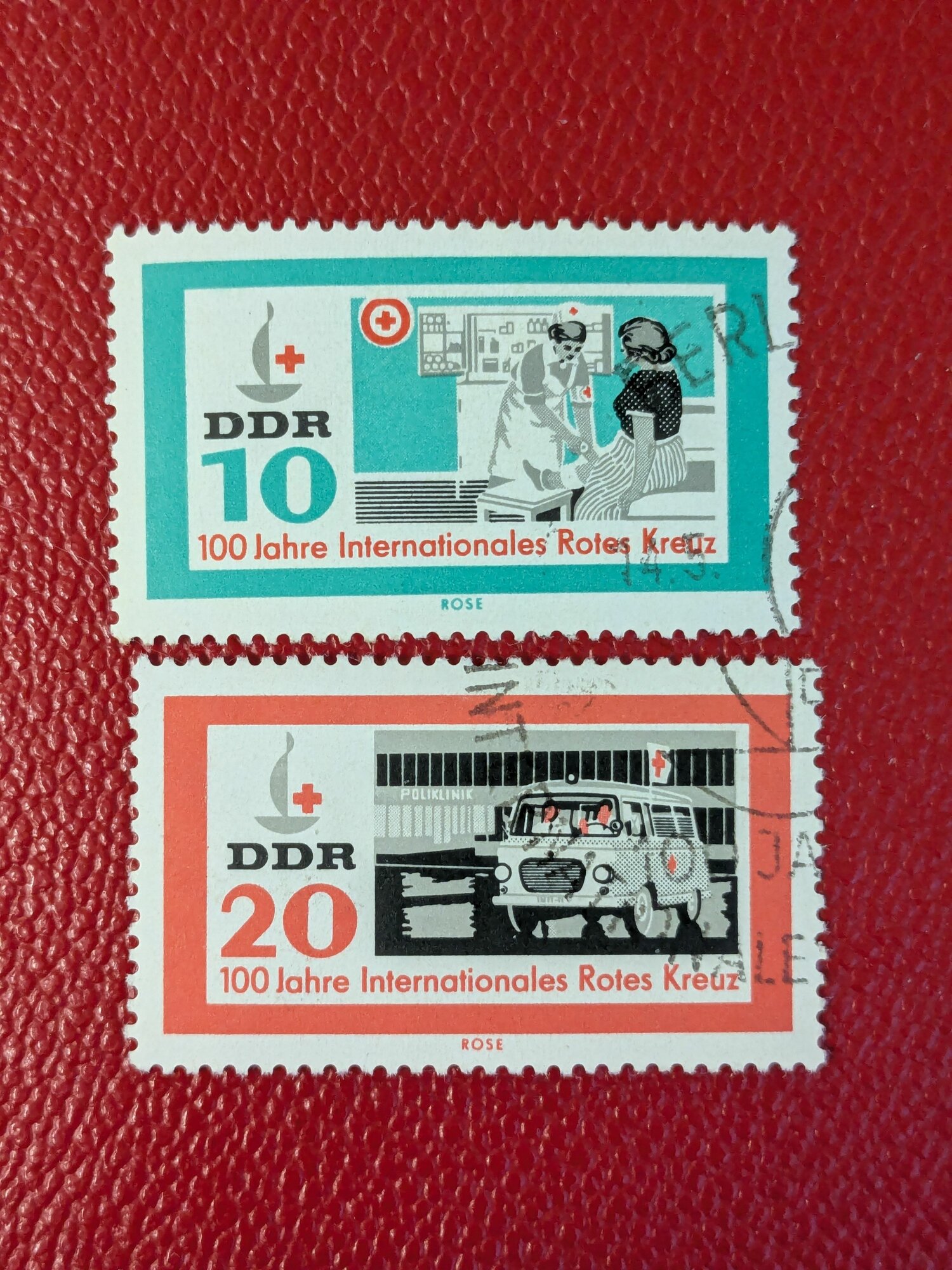 Марки Германия (ГДР) 1963. Серия: "100-летие Международного Красного Креста". Наклейка. Спец Гашение. См фото