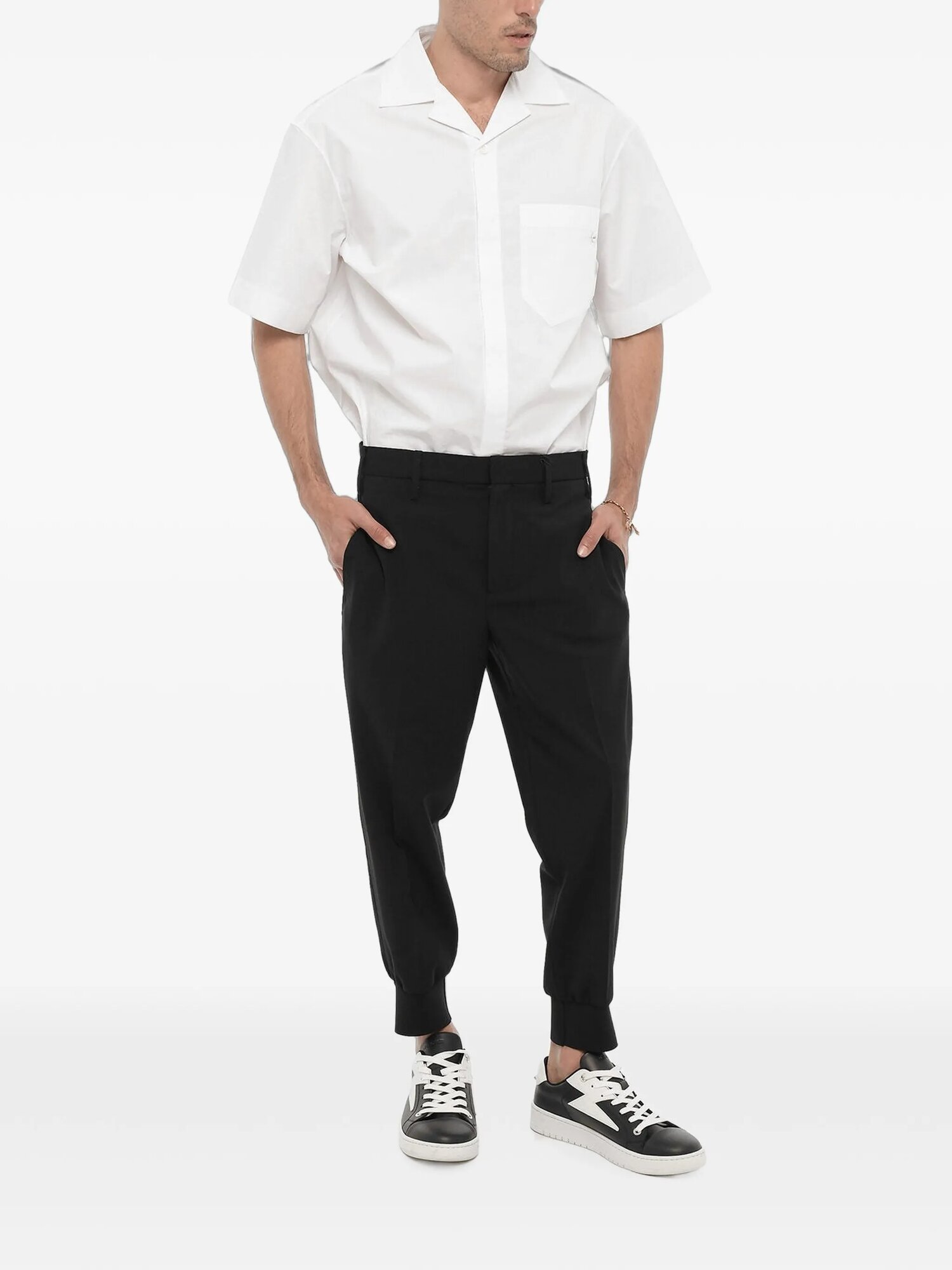 Брюки Neil Barrett Pressed-crease trousers, размер 44 — фото 1