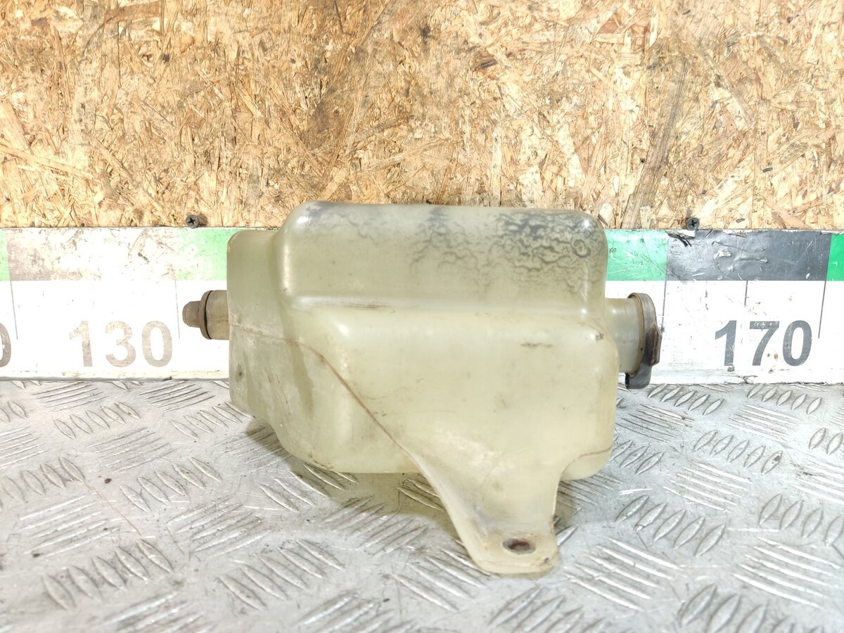 Бачок расширительный TOYOTA Avensis 1997-2003 1648202070