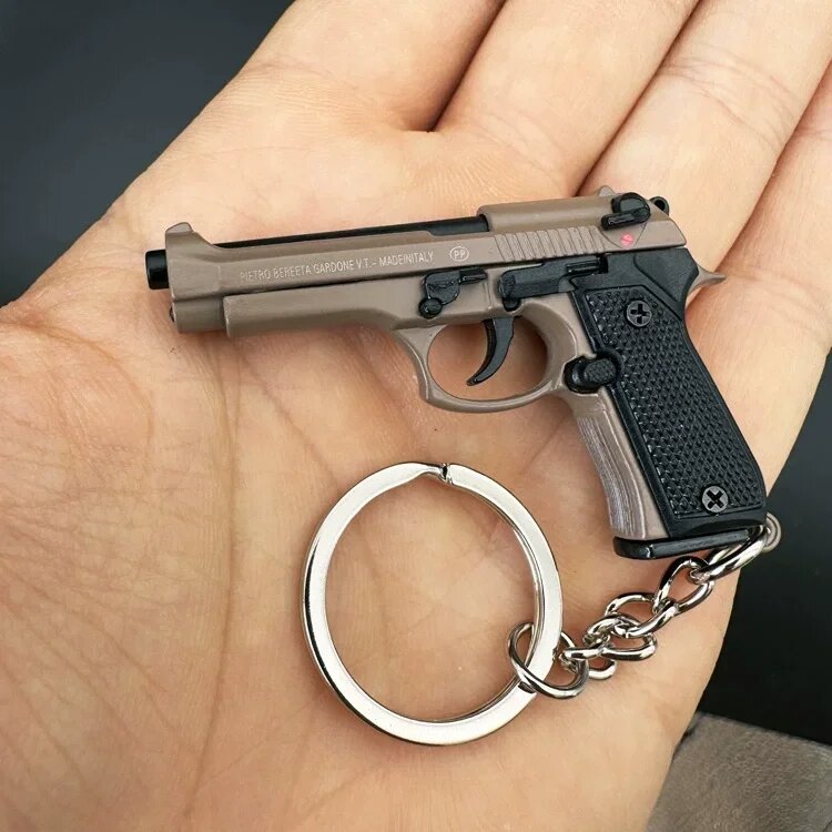 Брелок-пистолет Beretta 92F, металл, 1:4, цвет sandy