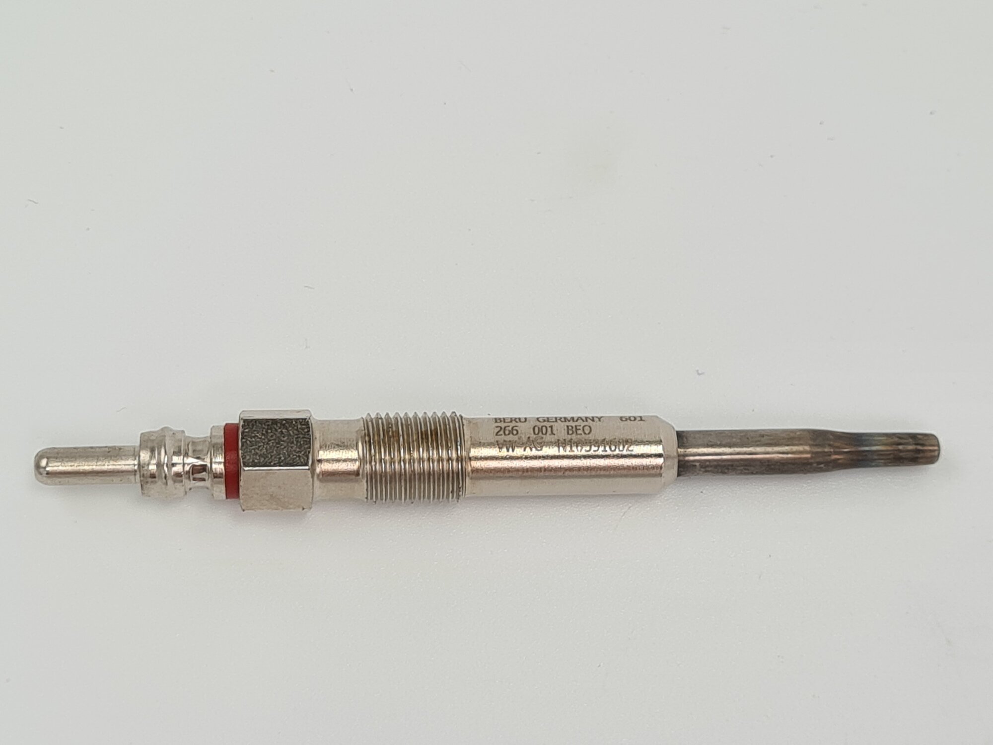 Свеча накаливания VAG N10591602 ( N10 591 602 ) для AUDI, SEAT, SKODA, VOLKSWAGEN