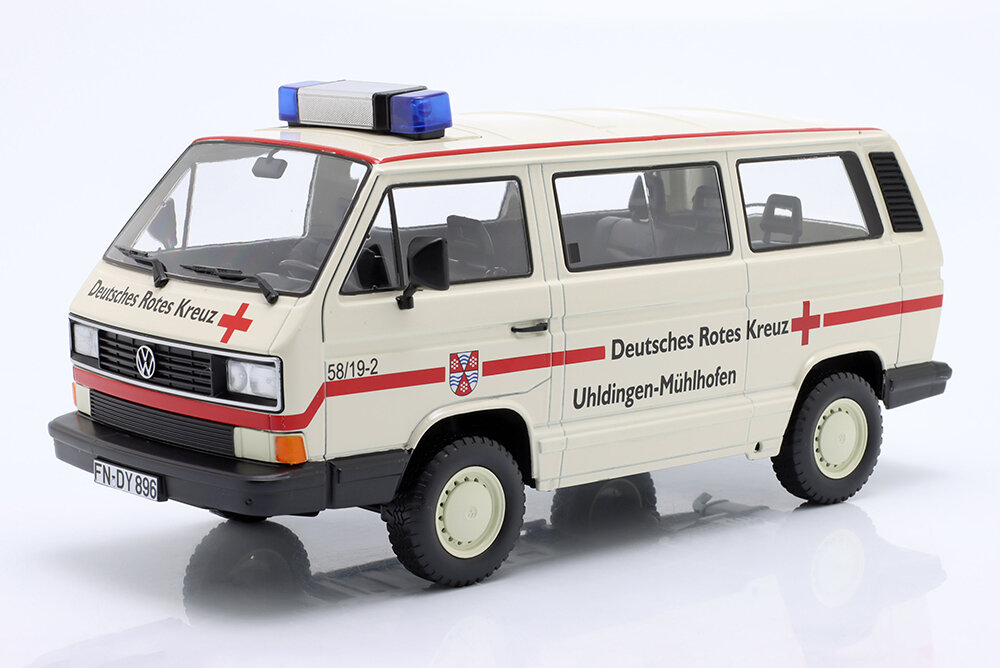 Модель коллекционная KK-SCALE Vw T3 syncro bus drk 1987 creme red