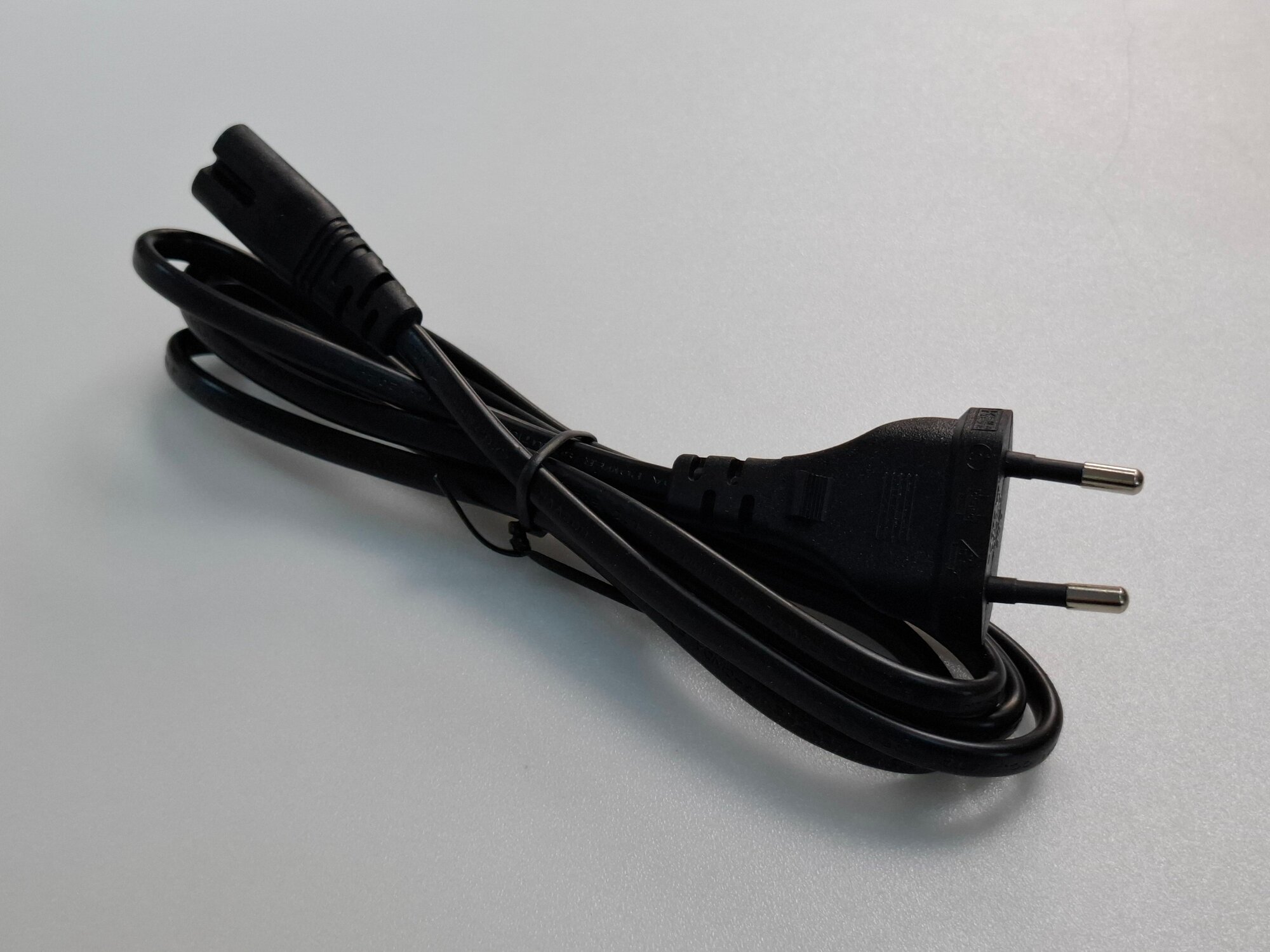 Кабель сетевой универсальный 220V, для телевизора Digma DM-LED32SBB32 P: V320BJ8-Q01 Rev. C1