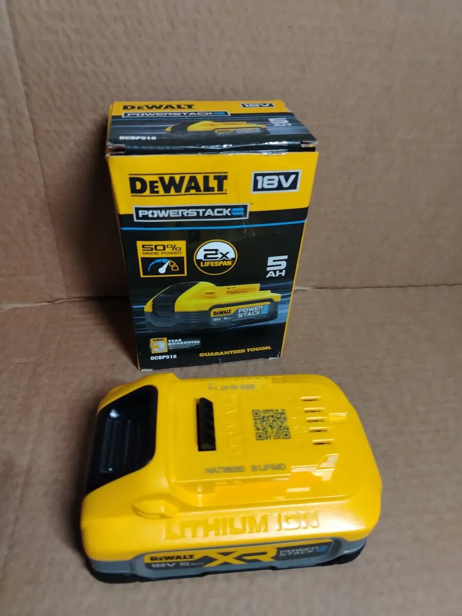 DCBP518 Аккумулятор PowerStack 18V (5.0Ah, Li-On)
