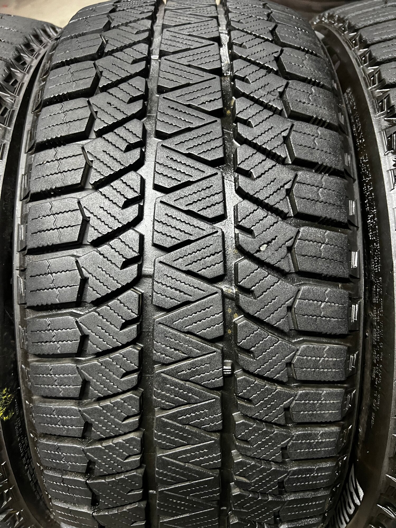 Bridgestone Blizzak WS90 225/40 R18 92H