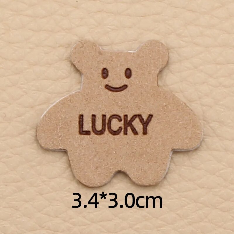 Кожаная нашивка "Lucky" медвежонок, 3.4*3.0см, Коричневый, 5PCS NO.17