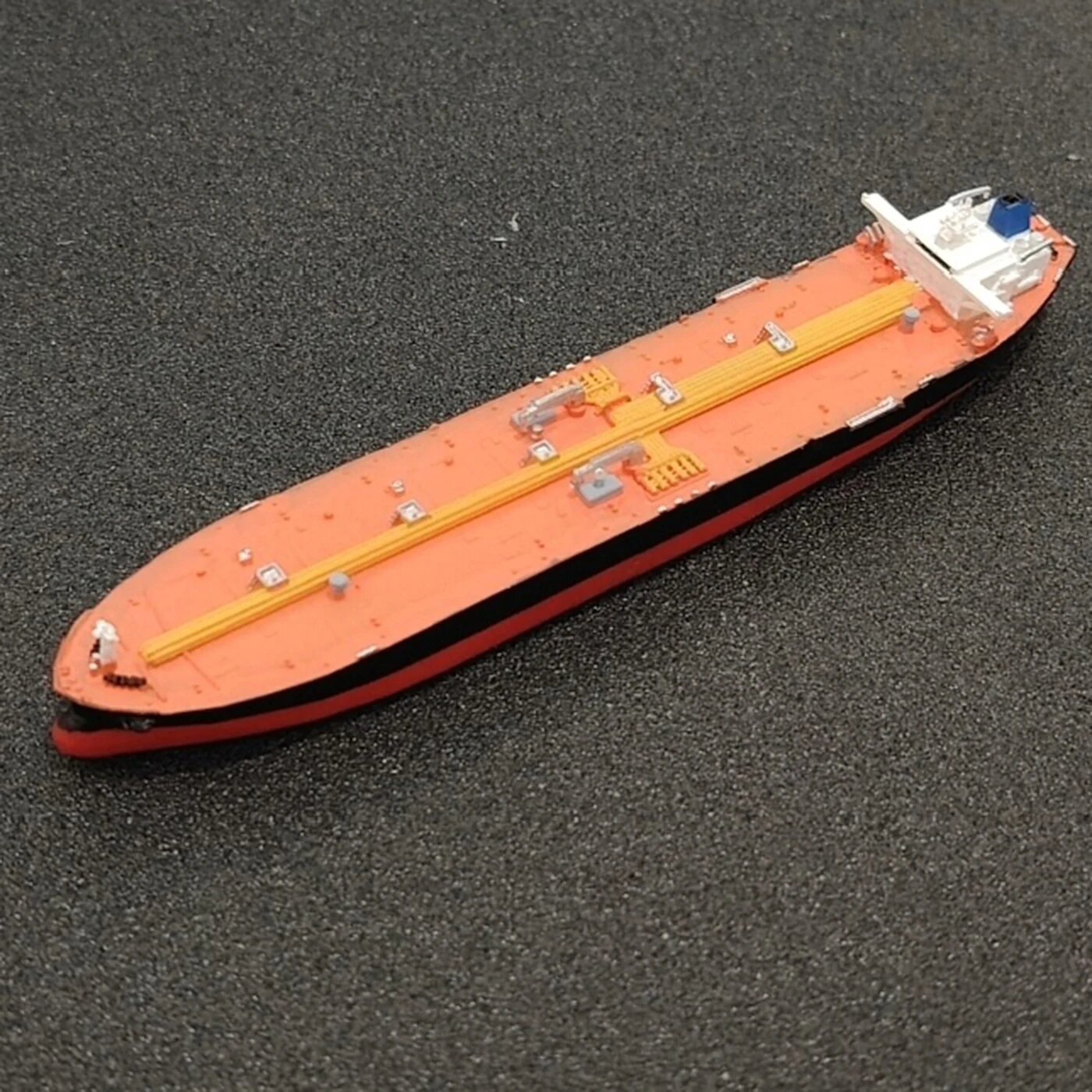 Модель танкер Aframax 1/2000 AT 99 MODEL