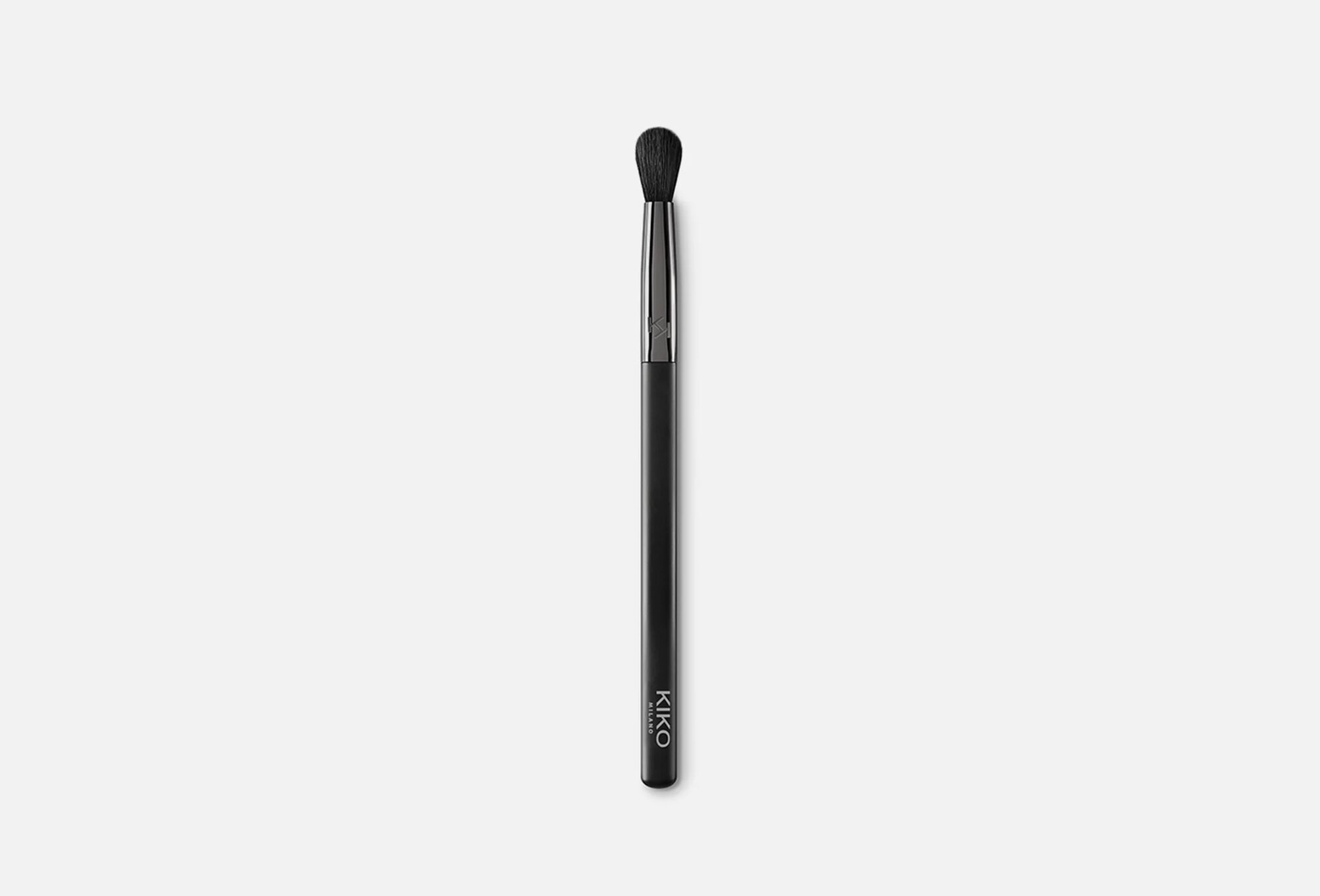 KIKO MILANO Кисть для растушёвки Eyes 56, круглая, пушистая, дымчатый эффект