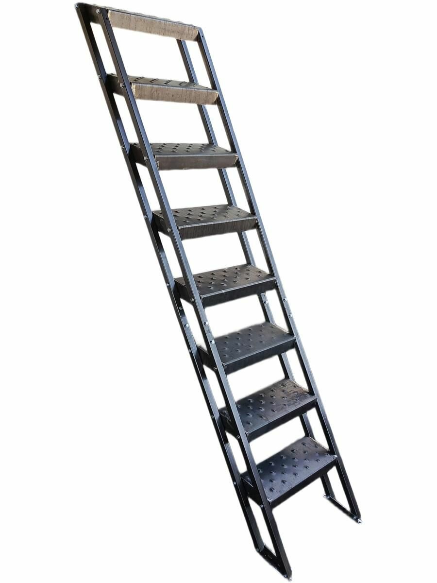 Лестница в подвал 8 ступеней, универсальная, 240 см х 55 см, без покраса