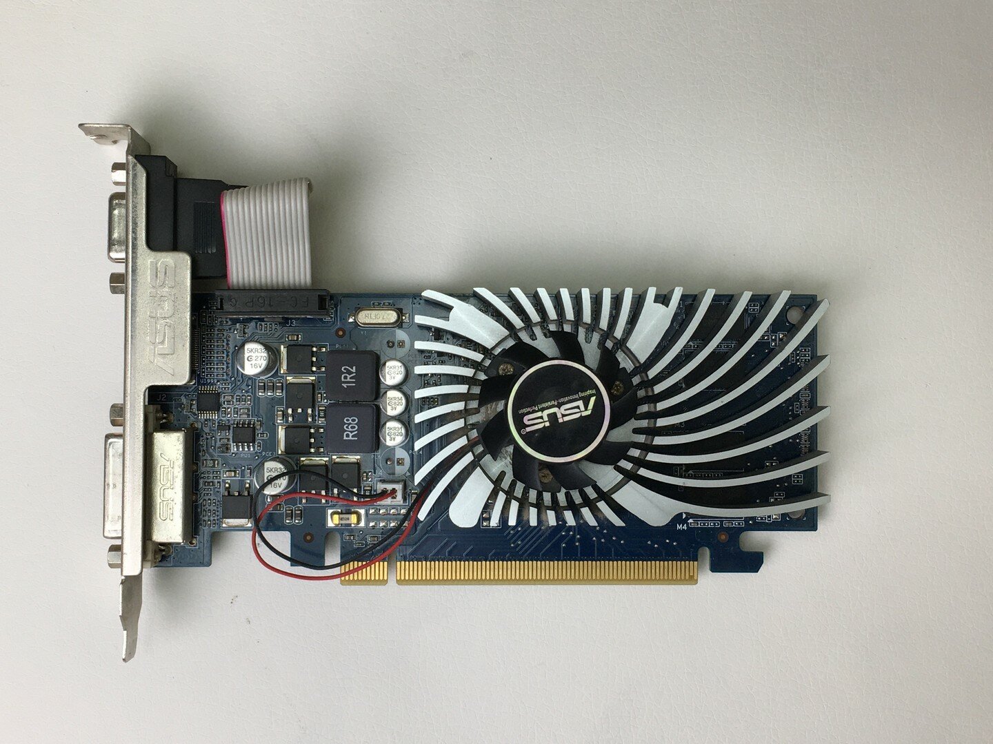Видеокарта 512Mb GeForce 210 GT, ASUS EN210/DI/512MD3/V2,LP, PCI-E
