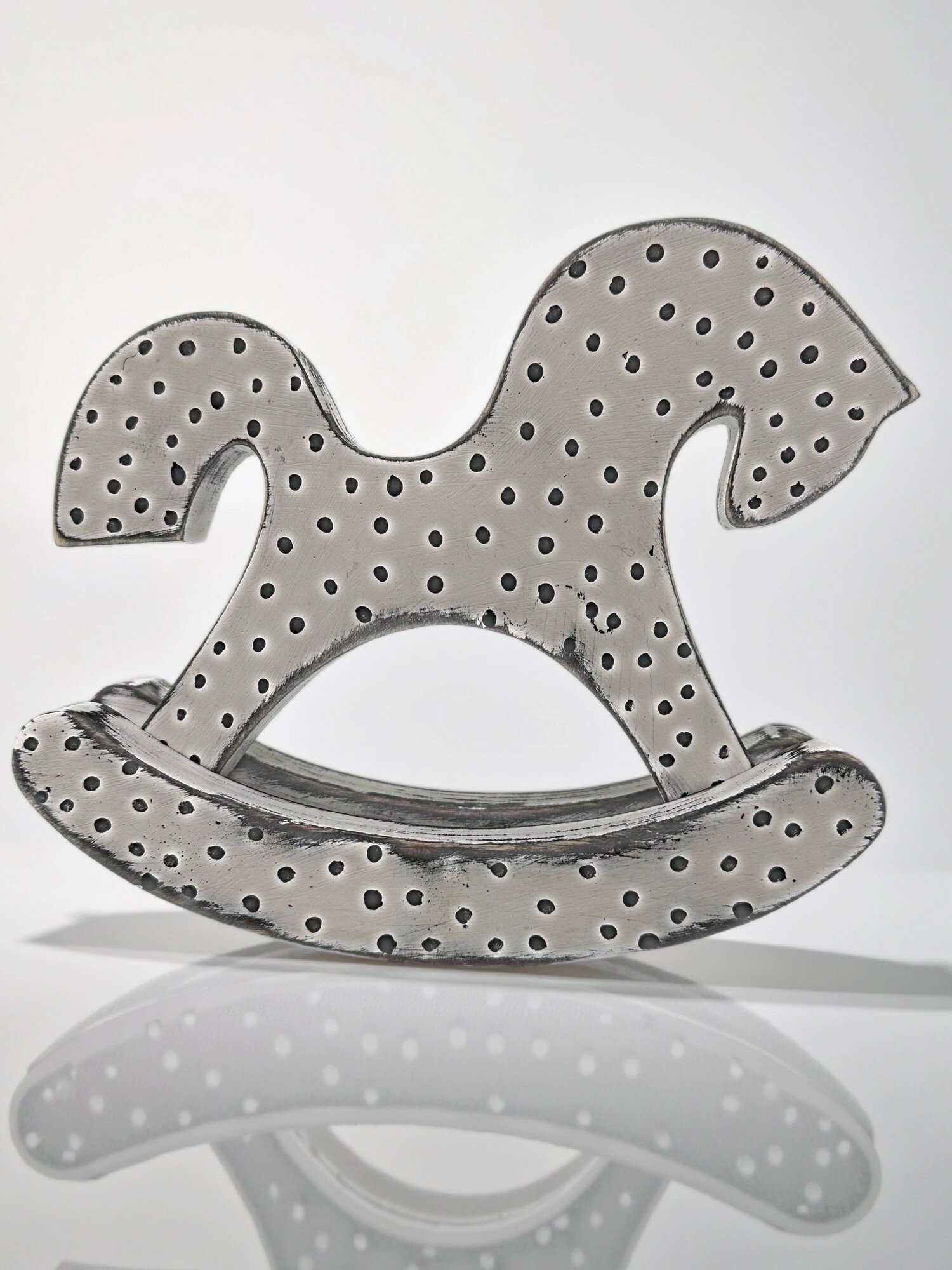 Статуэтка Лошадка качалка белая в горох, 18*22см, дерево, ручная работа