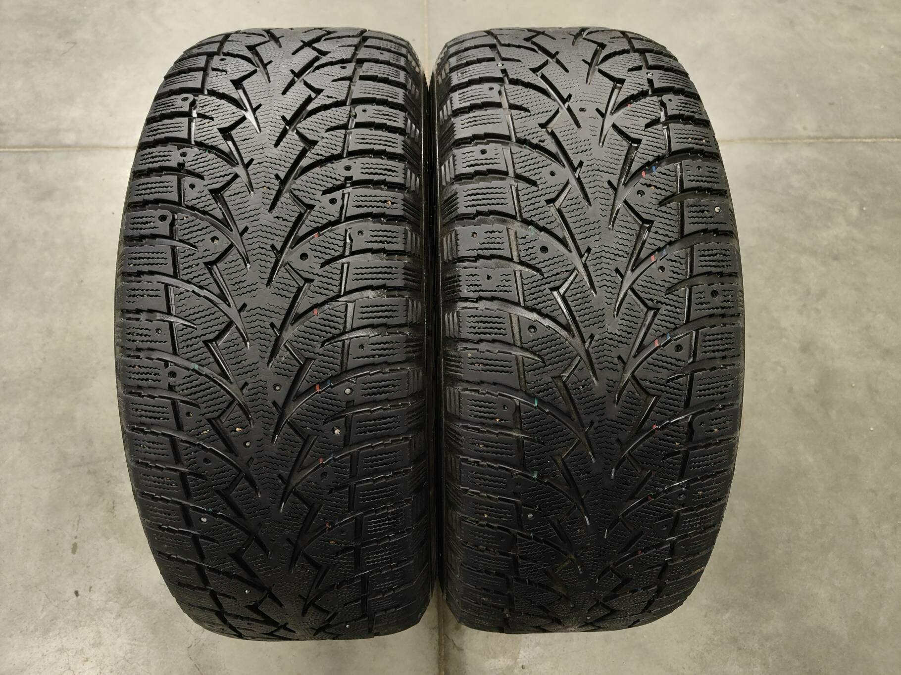 Шины Toyo Observe G3-Ice 285/60 R18 120T БУ Зимние шипованные Износ 30% арт.52709