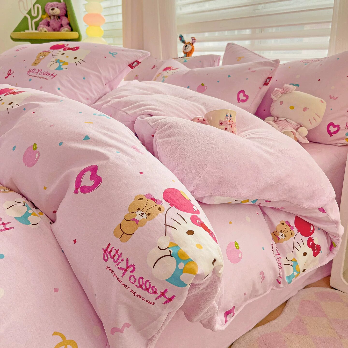 Комплект постельного белья Hello Kitty из чистого хлопка и молочного вельвета, четыре предмета, одна сторона из чистого