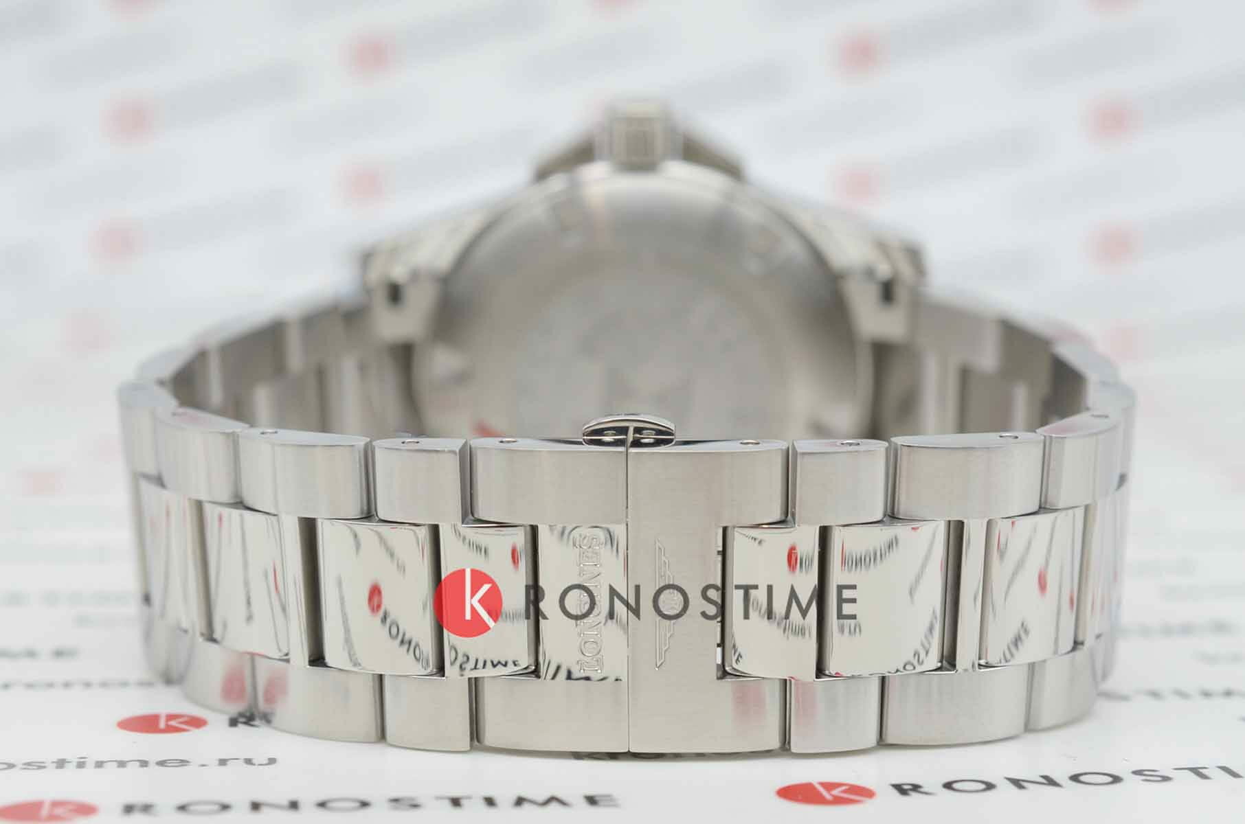 Наручные часы LONGINES Conquest, серебряный — фото 1