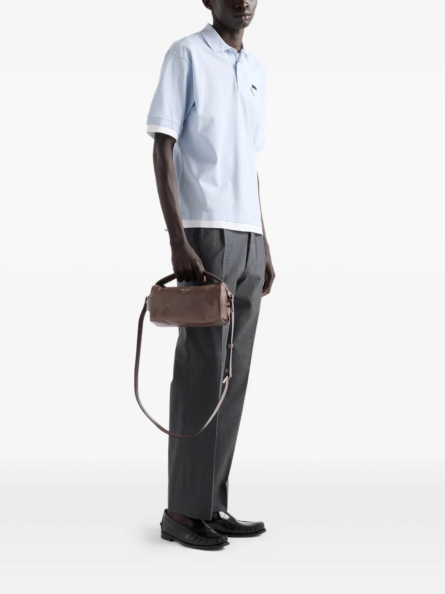 Сумка Prada Leather shoulder bag, коричневый — фото 1