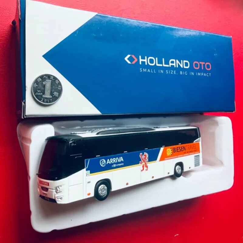 WELLY Статический металлический автобус Holland 1:87
