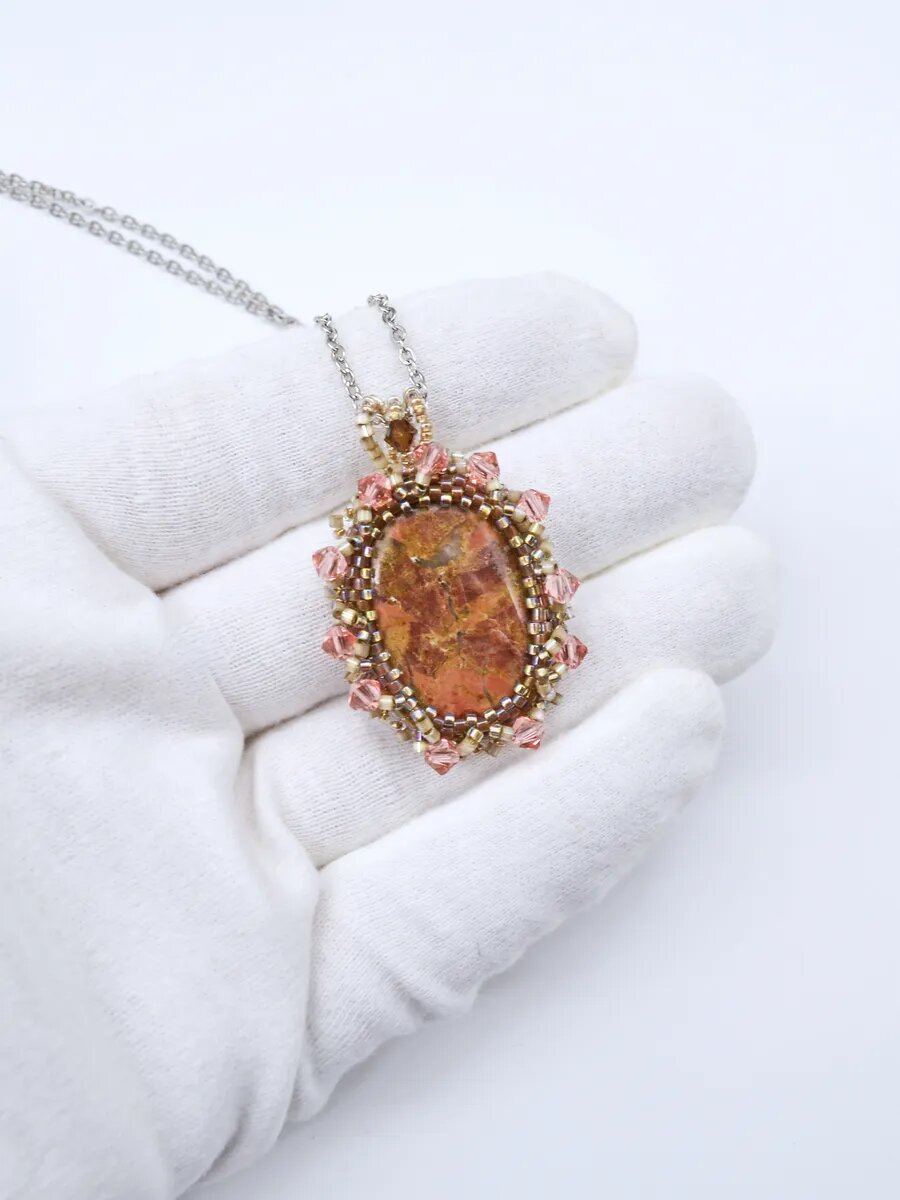 Подвеска ручной работы с яшмой и Swarovski