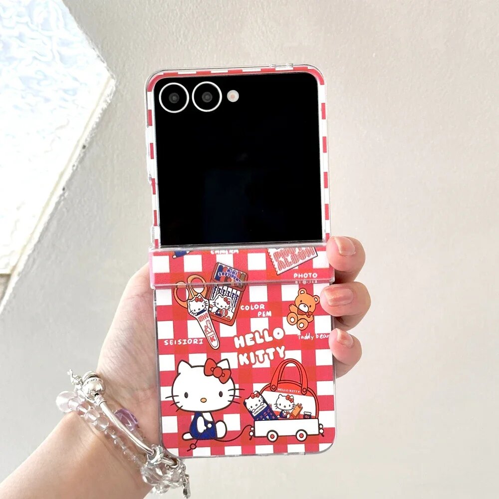 MINISO Магнитный чехол для телефона Samsung Galaxy Z Flip 7, 6, 5 и 4 с беспроводной зарядкой, украшенный милыми мультяшными рисунками Sanrio и Hello Kitty, Материа