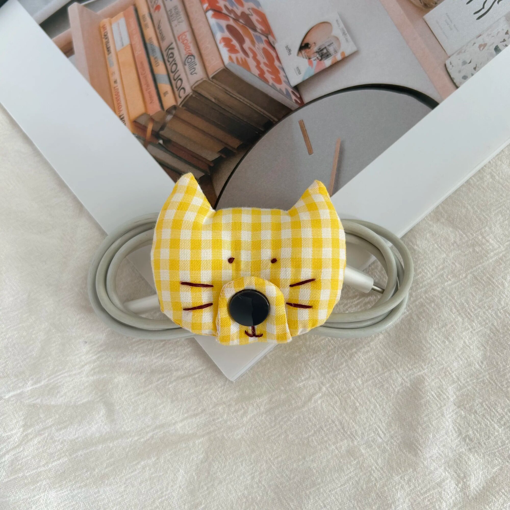Держатель для кабелей кошачья голова из ткани Желтый, B