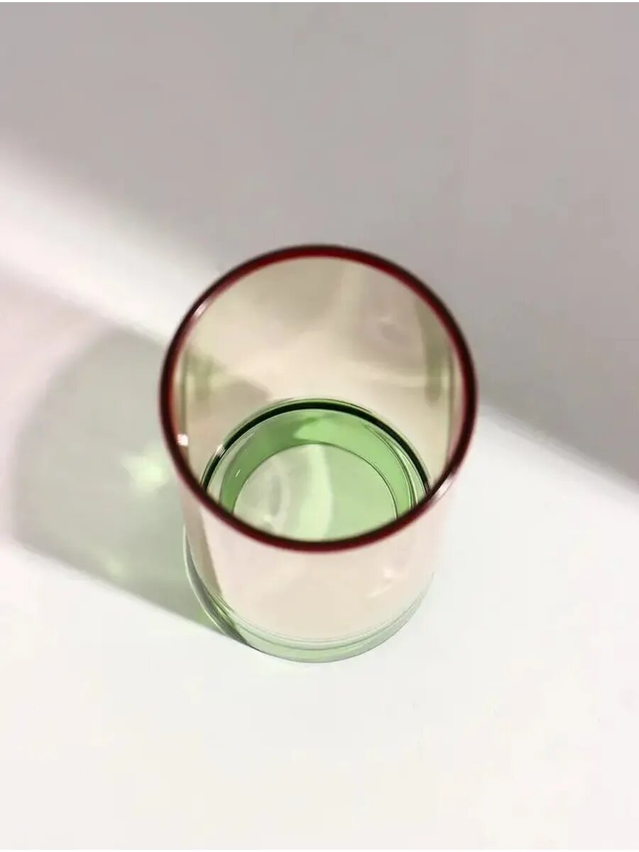 Элегантный подсвечник для одной свечи