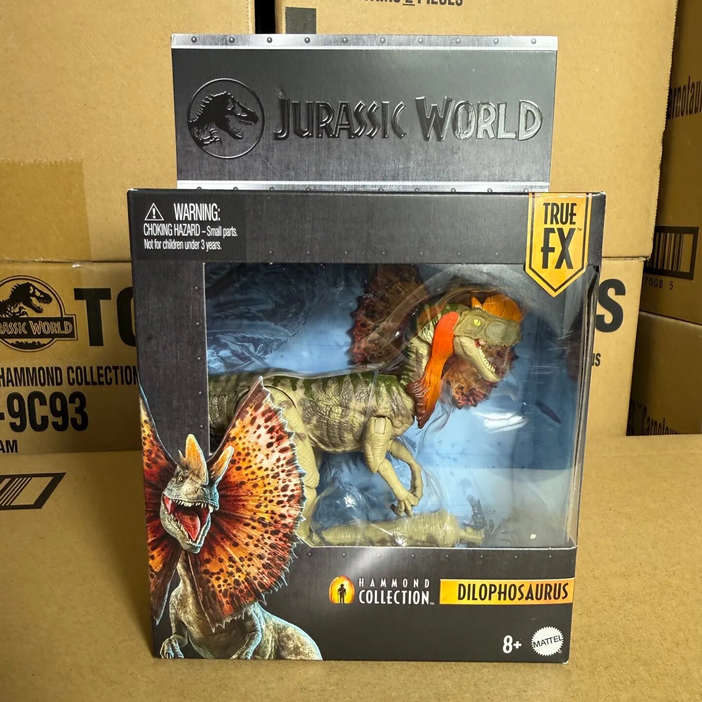 Фигурка динозавра Дилофозавр Mattel Jurassic World Hammond Collection JKM93
