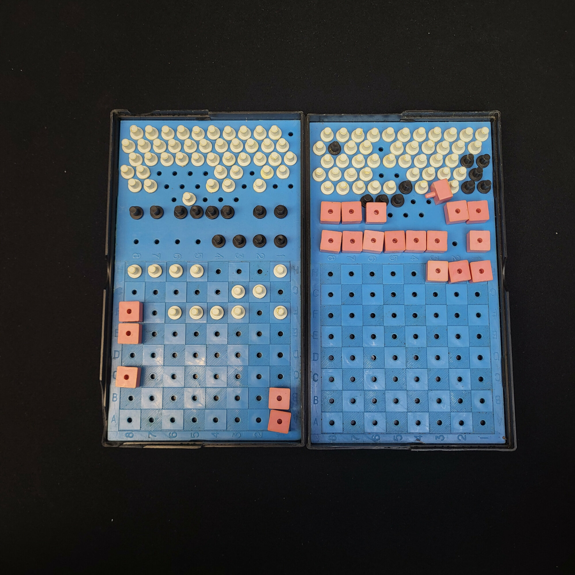Игра настольная винтажная, СССР. Морской бой, пластмасса, в складном футляре