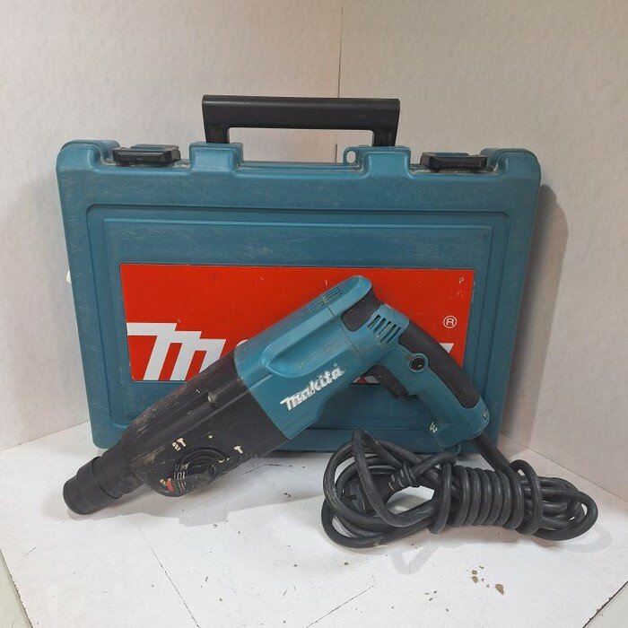 Перфоратор Makita HR 2450