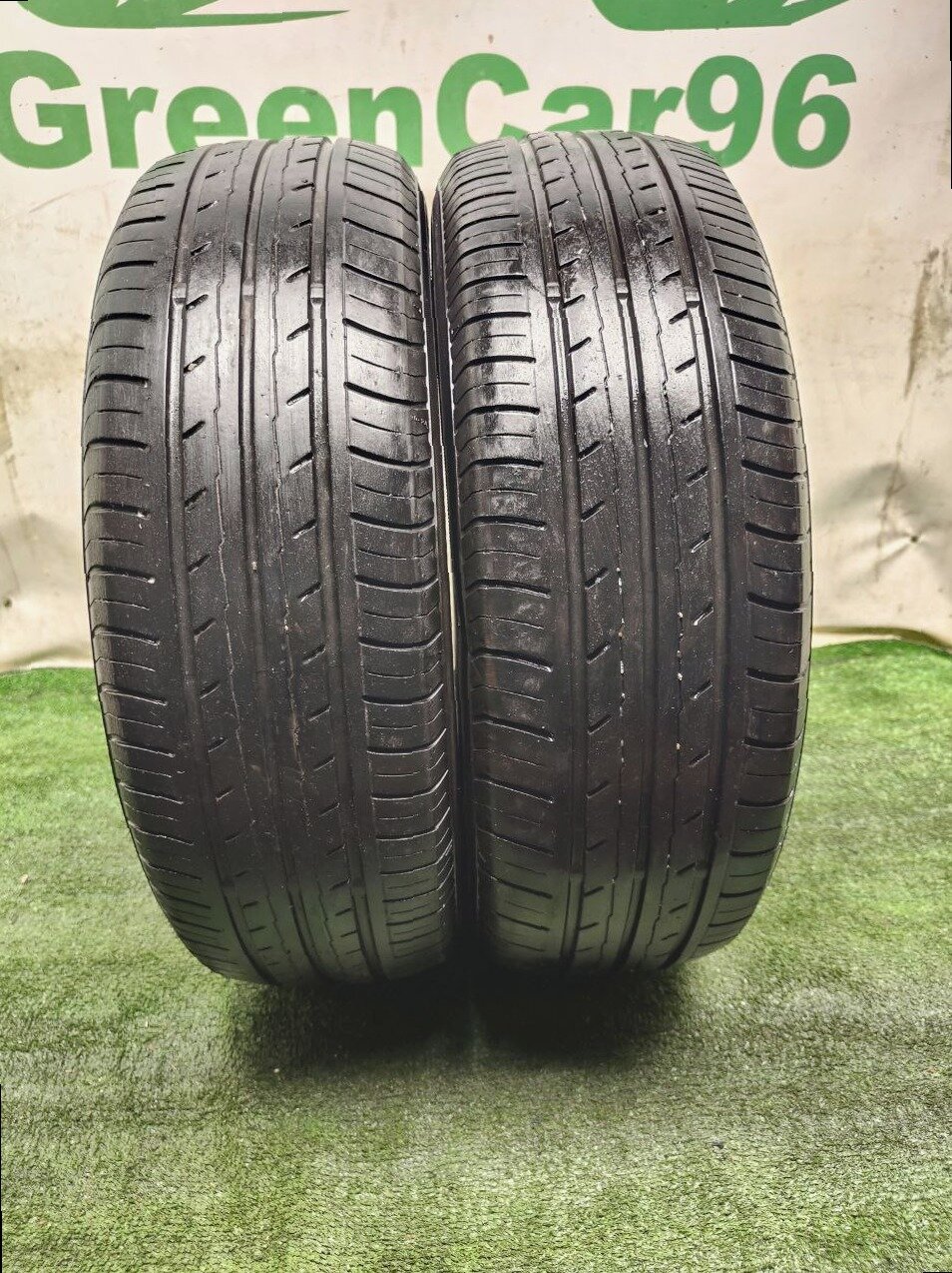 Летние шины Yokohama BluEarth AE01 185/60 R15 25% износ QCX079976