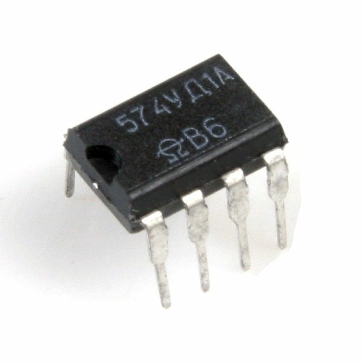 Микросхема КР574УД1Б